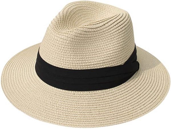 12 Beach Essentials You Must Have This Summer | Vivacious Views